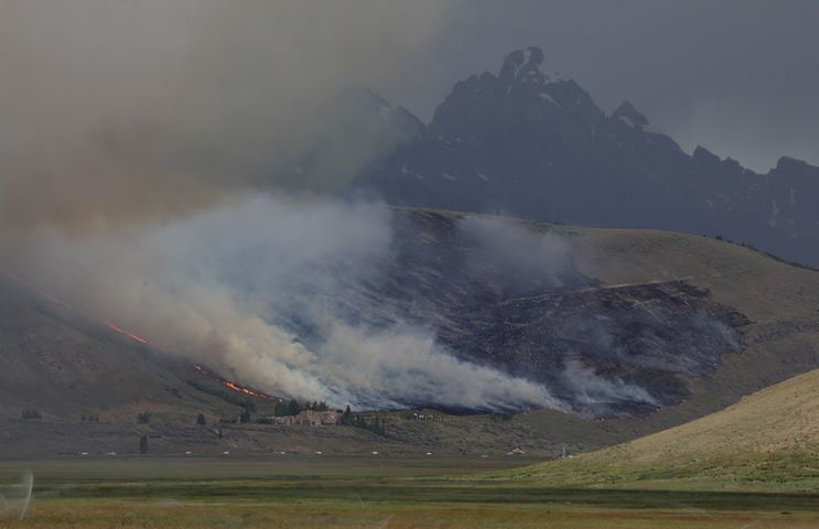 BREAKING: Wildlife Museum wildland fire, Evacuations underway