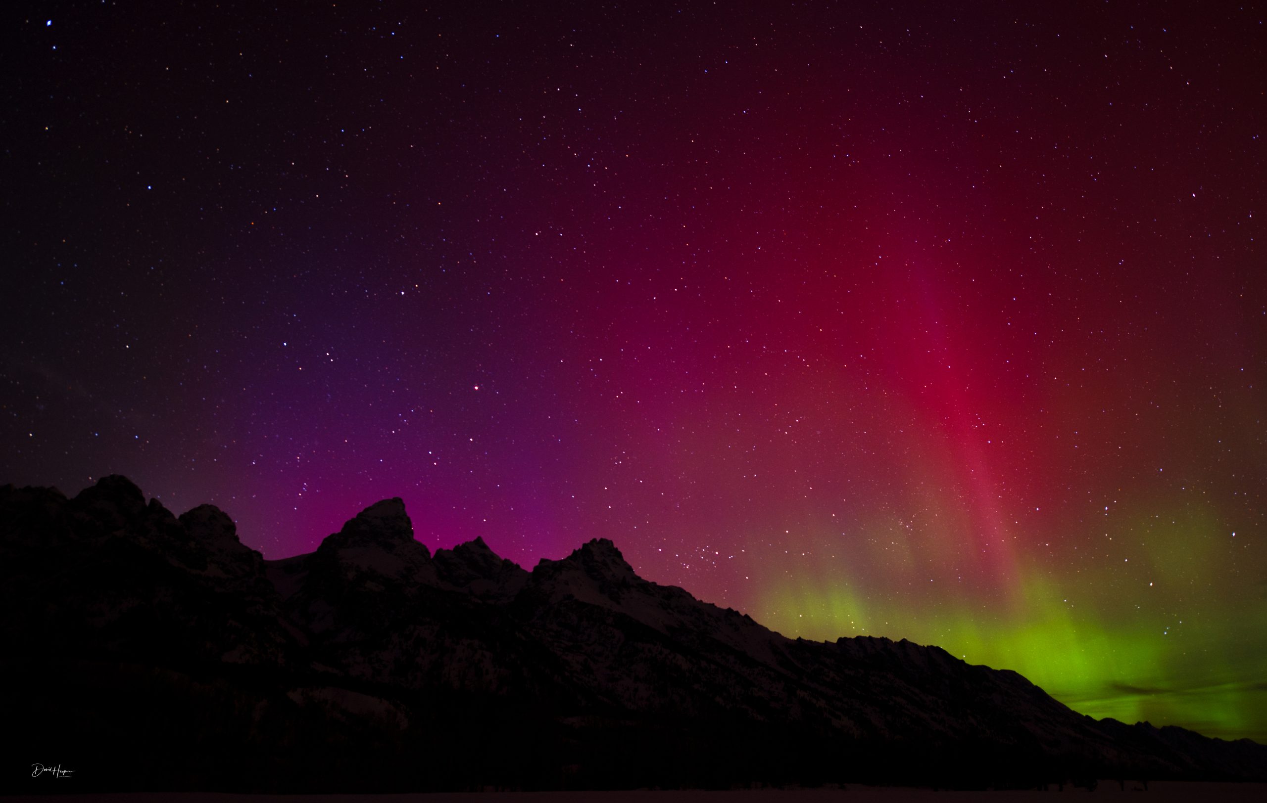 SNAPPED: Community captures Northern Lights over Jackson Hole
