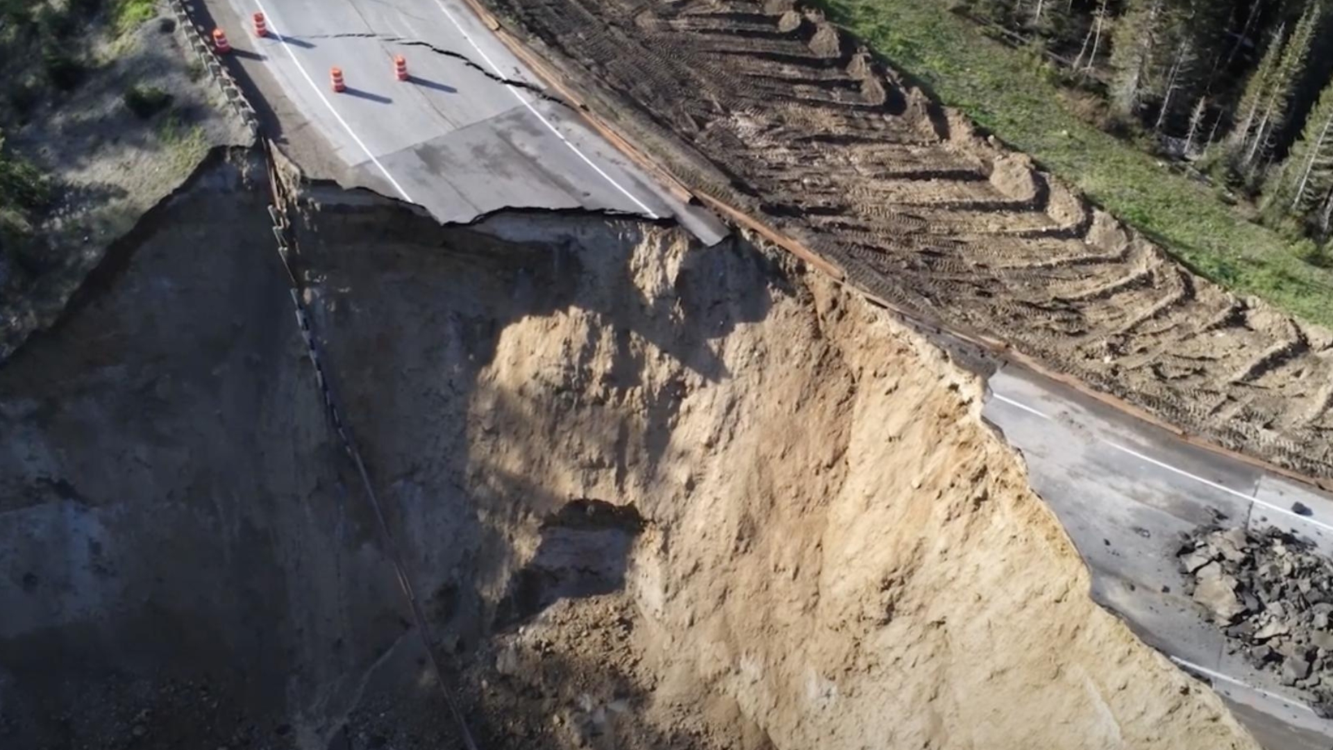 Meteorological factors that may have contributed to the Teton Pass road ...