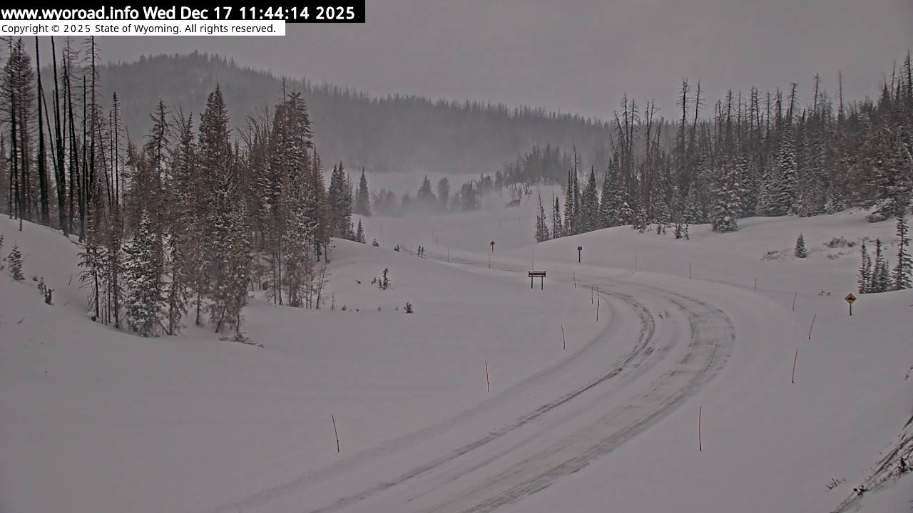 WYDOT advises 'no unnecessary travel' over Togwotee Pass