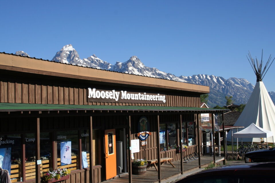 Moosely Mountaineering closes its doors after nearly 40 years